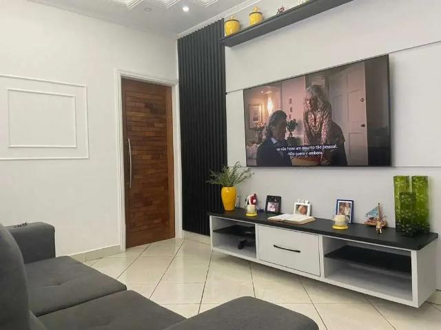 Casa / Sobrado para Venda em Praia Grande/SP Guilhermina 2 Quartos