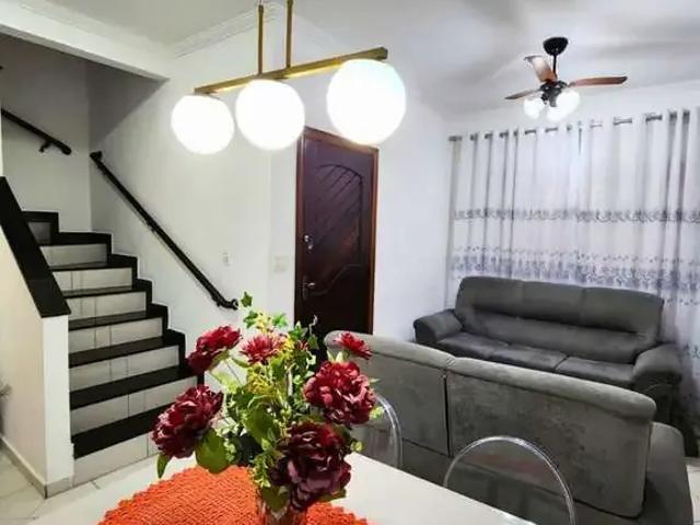 Casa / Sobrado para Venda em Praia Grande/SP Guilhermina 2 Quartos