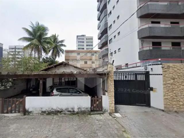 Casa / Sobrado para Venda em Praia Grande/SP Guilhermina 2 Quartos