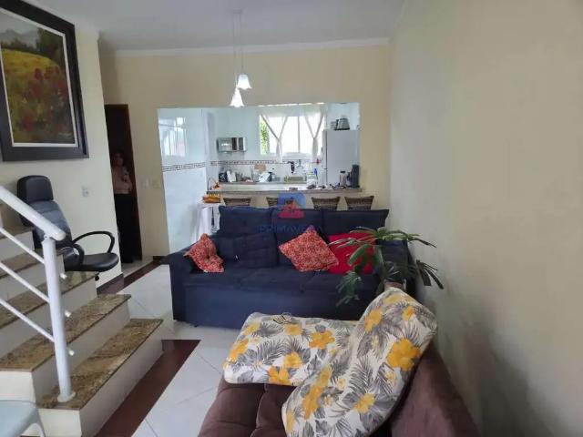 Casa / Sobrado para Venda em Praia Grande/SP Guilhermina 2 Quartos
