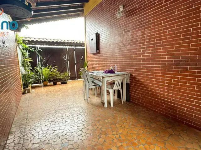 Casa / Sobrado para Venda em Praia Grande/SP Guilhermina 2 Quartos