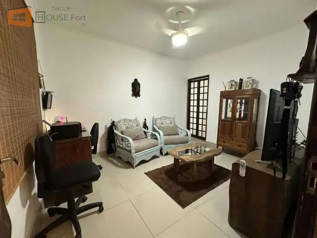 Casa / Sobrado para Venda em Praia Grande/SP Guilhermina 2 Quartos