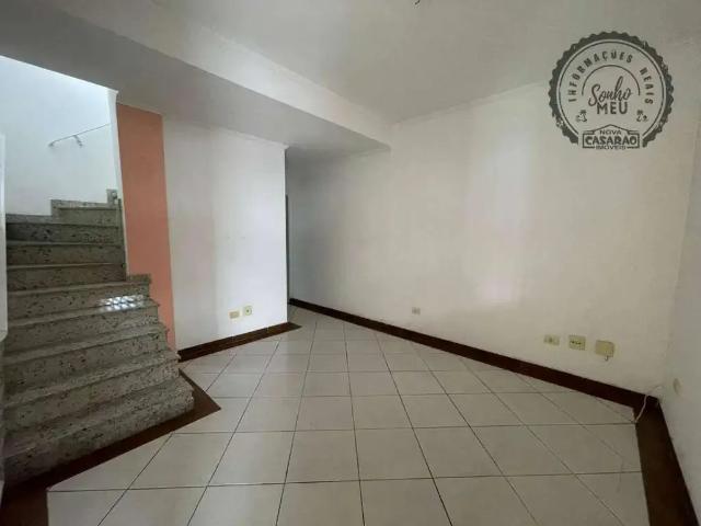 Casa / Sobrado para Venda em Praia Grande/SP Guilhermina 2 Quartos