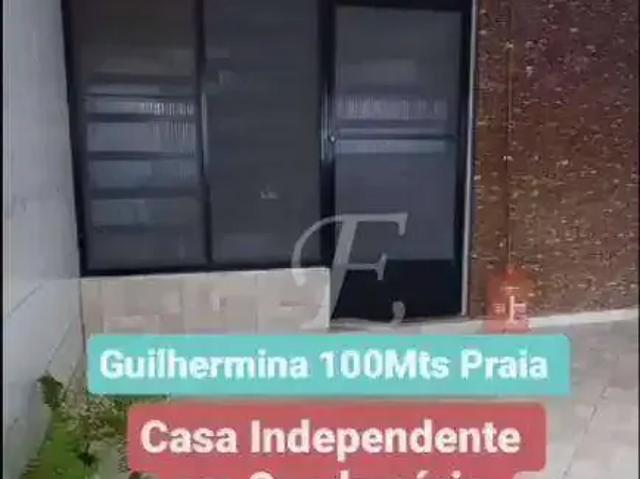 Casa / Sobrado para Venda em Praia Grande/SP Guilhermina 2 Quartos