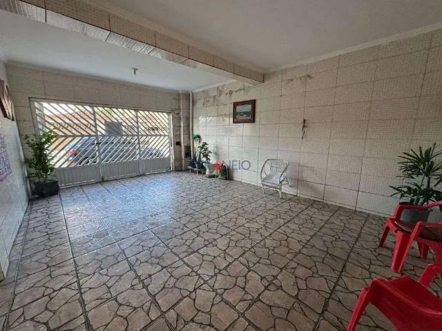 Casa / Sobrado para Venda em Praia Grande/SP Guilhermina 2 Quartos