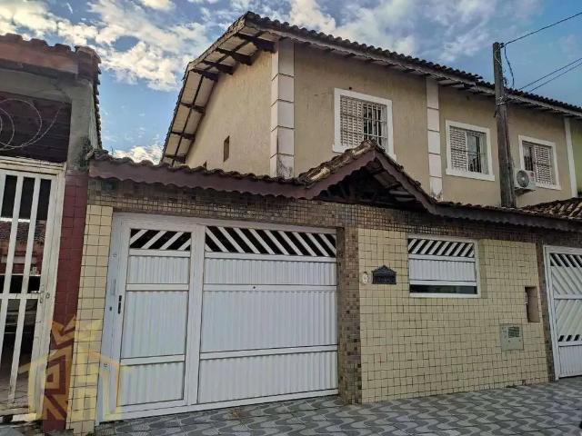 Casa / Sobrado para Venda em Praia Grande/SP Guilhermina 2 Quartos