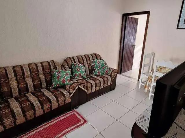 Casa / Sobrado para Venda em Praia Grande/SP Guilhermina 2 Quartos