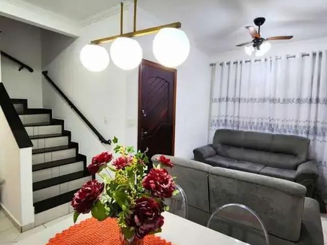Casa / Sobrado para Venda em Praia Grande/SP Guilhermina 2 Quartos