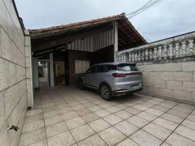 Casa / Sobrado para Venda em Praia Grande/SP Guilhermina 2 Quartos