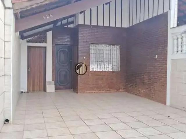 Casa / Sobrado para Venda em Praia Grande/SP Guilhermina 2 Quartos