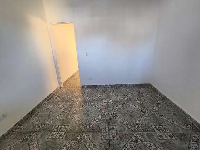 Casa / Sobrado para Venda em Praia Grande/SP Guilhermina 2 Quartos