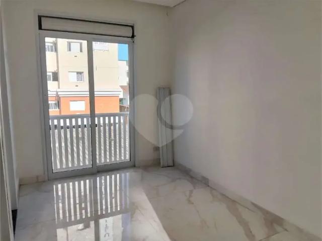 Casa / Sobrado para Venda em Praia Grande/SP Guilhermina 2 Quartos