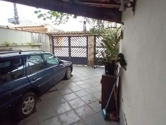 Casa / Sobrado para Venda em Praia Grande/SP Guilhermina 2 Quartos