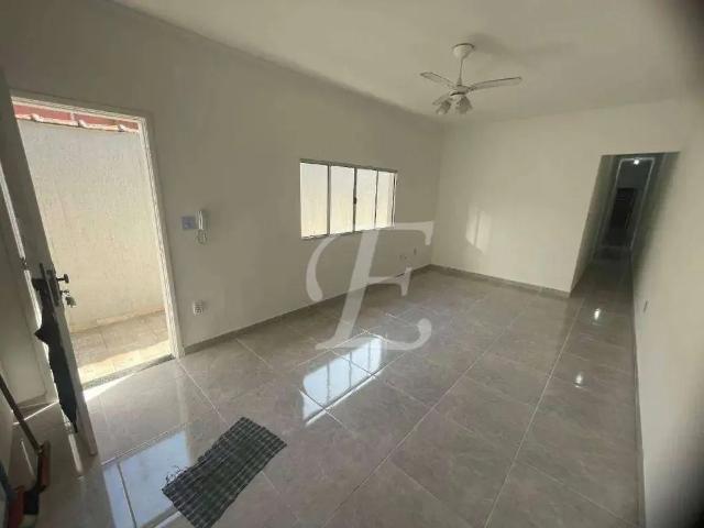 Casa / Sobrado para Venda em Praia Grande/SP Guilhermina 3 Quartos