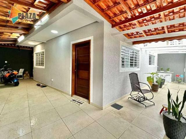 Casa / Sobrado para Venda em Praia Grande/SP Guilhermina 3 Quartos
