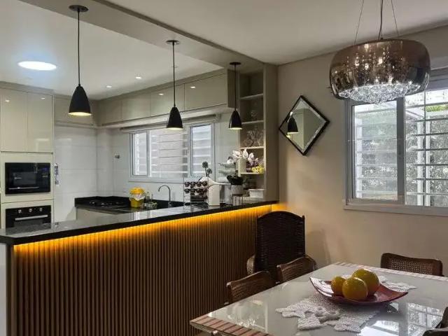 Casa / Sobrado para Venda em Praia Grande/SP Guilhermina 3 Quartos
