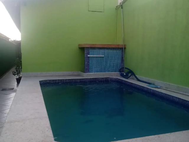 Casa / Sobrado para Venda em Praia Grande/SP Guilhermina 3 Quartos