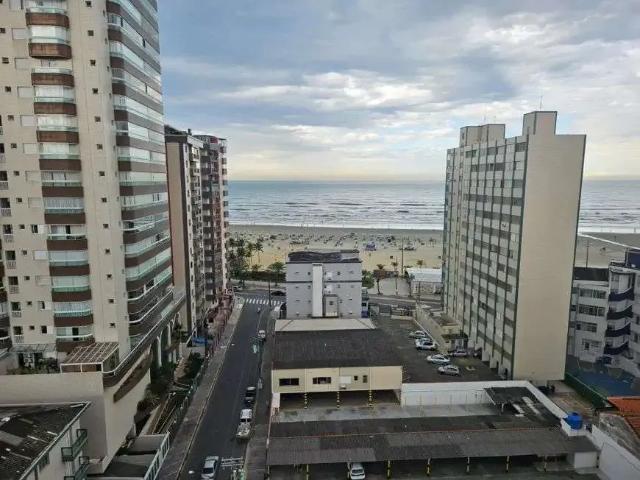 Casa / Sobrado para Venda em Praia Grande/SP Guilhermina 3 Quartos