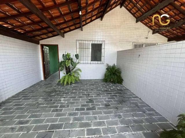 Casa / Sobrado para Venda em Praia Grande/SP Guilhermina 3 Quartos