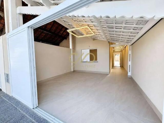 Casa / Sobrado para Venda em Praia Grande/SP Guilhermina 3 Quartos