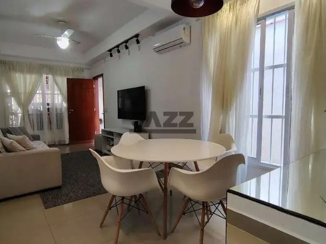 Casa / Sobrado para Venda em Praia Grande/SP Guilhermina 3 Quartos