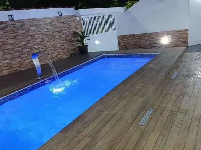 Casa / Sobrado para Venda em Praia Grande/SP Guilhermina 3 Quartos