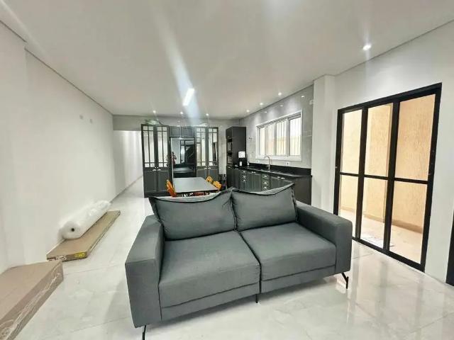 Casa / Sobrado para Venda em Praia Grande/SP Guilhermina 3 Quartos
