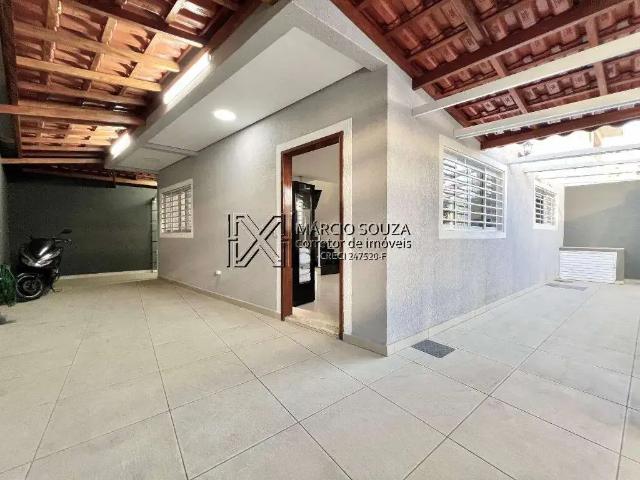 Casa / Sobrado para Venda em Praia Grande/SP Guilhermina 3 Quartos