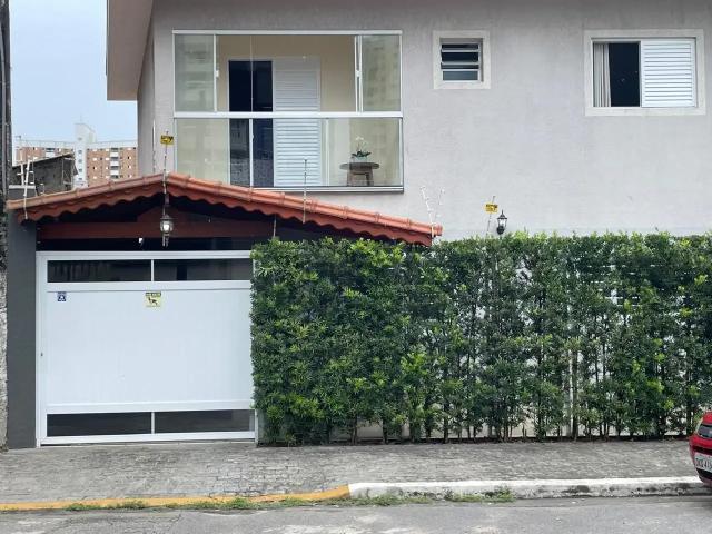 Casa / Sobrado para Venda em Praia Grande/SP Guilhermina 3 Quartos