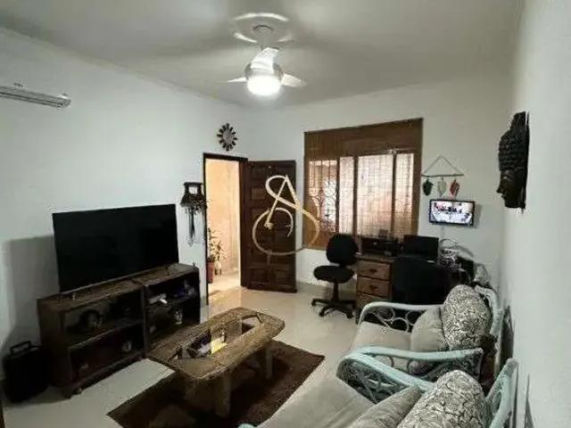Casa / Sobrado para Venda em Praia Grande/SP Guilhermina 3 Quartos