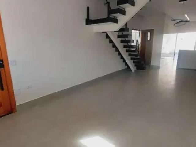 Casa / Sobrado para Venda em Praia Grande/SP Guilhermina 3 Quartos