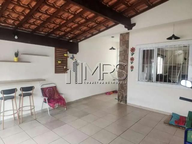 Casa / Sobrado para Venda em Praia Grande/SP Guilhermina 3 Quartos