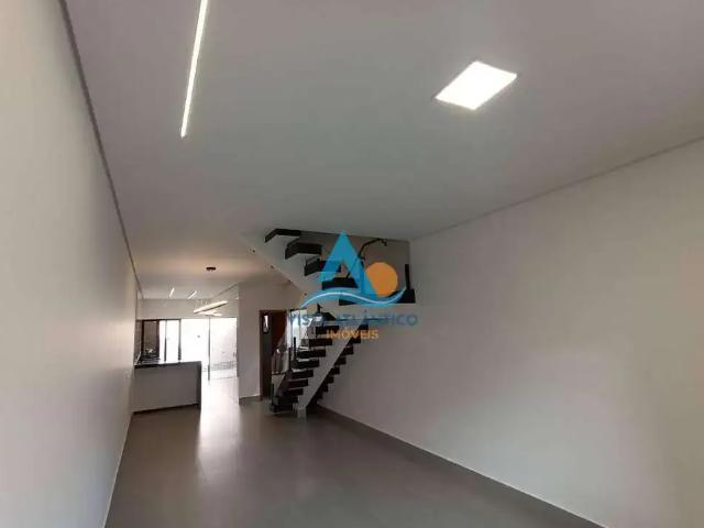 Casa / Sobrado para Venda em Praia Grande/SP Guilhermina 3 Quartos