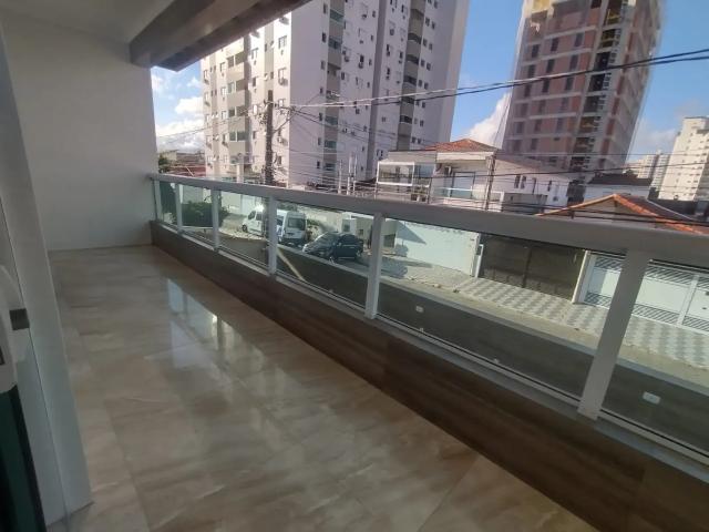 Casa / Sobrado para Venda em Praia Grande/SP Guilhermina 3 Quartos