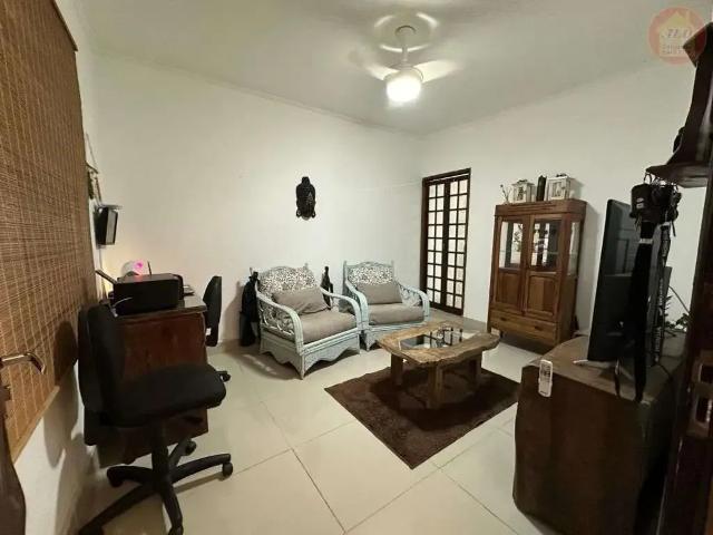 Casa / Sobrado para Venda em Praia Grande/SP Guilhermina 3 Quartos