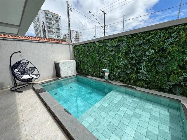 Casa / Sobrado para Venda em Praia Grande/SP Guilhermina 3 Quartos