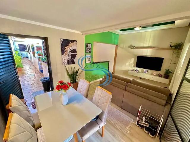 Casa / Sobrado para Venda em Praia Grande/SP Jardim Imperador 3 Quartos