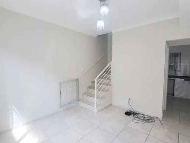 Casa / Sobrado para Venda em Praia Grande/SP Jardim Samambaia 2 Quartos