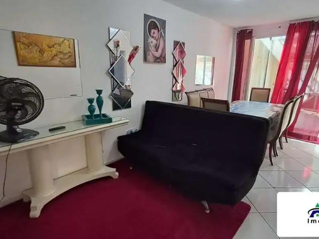 Casa / Sobrado para Venda em Praia Grande/SP Jardim Samambaia 4 Quartos