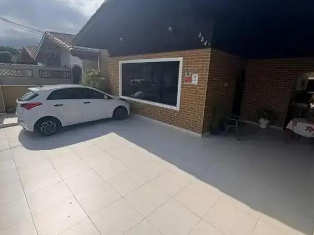 Casa / Sobrado para Venda em Praia Grande/SP Jardim Real 5 Quartos