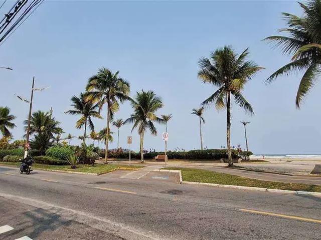 Casa / Sobrado para Venda em Praia Grande/SP Jardim Real 2 Quartos