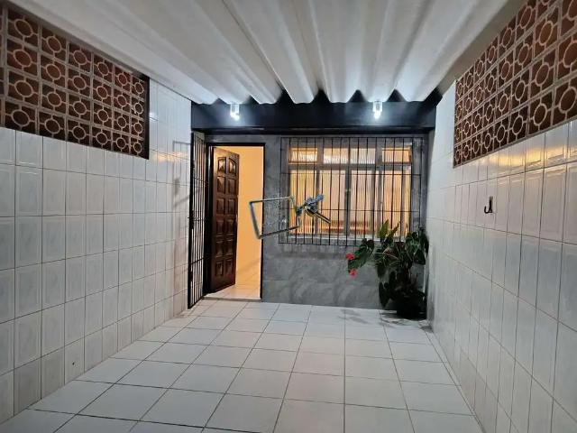 Casa / Sobrado para Venda em Praia Grande/SP Jardim Real 2 Quartos