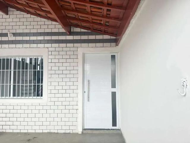 Casa / Sobrado para Venda em Praia Grande/SP Jardim Real 2 Quartos