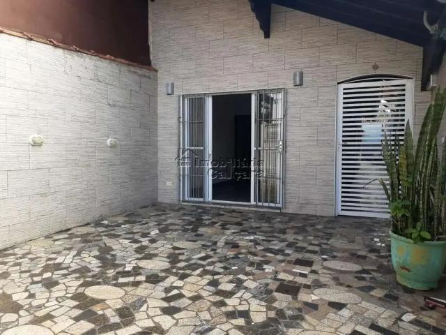 Casa / Sobrado para Venda em Praia Grande/SP Jardim Real 2 Quartos