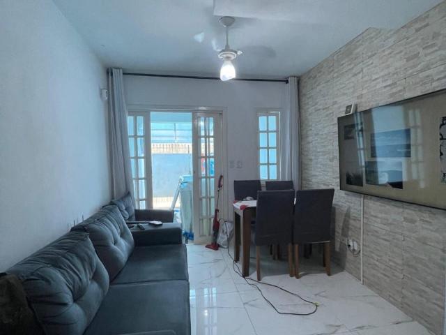 Casa / Sobrado para Venda em Praia Grande/SP Jardim Real 2 Quartos