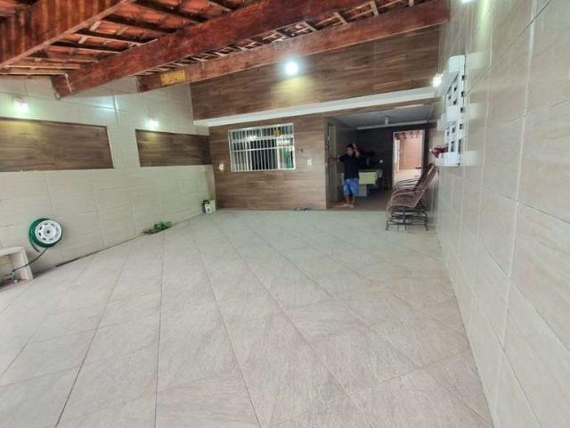 Casa / Sobrado para Venda em Praia Grande/SP Jardim Real 2 Quartos
