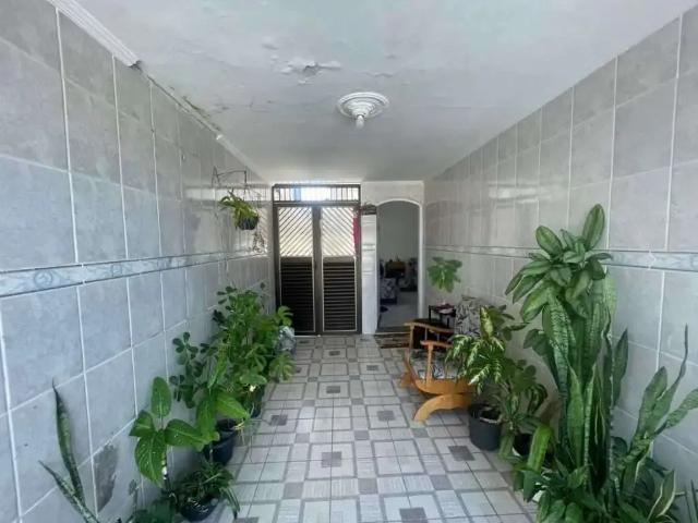 Casa / Sobrado para Venda em Praia Grande/SP Jardim Real 2 Quartos