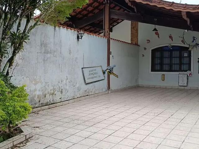 Casa / Sobrado para Venda em Praia Grande/SP Jardim Real 3 Quartos