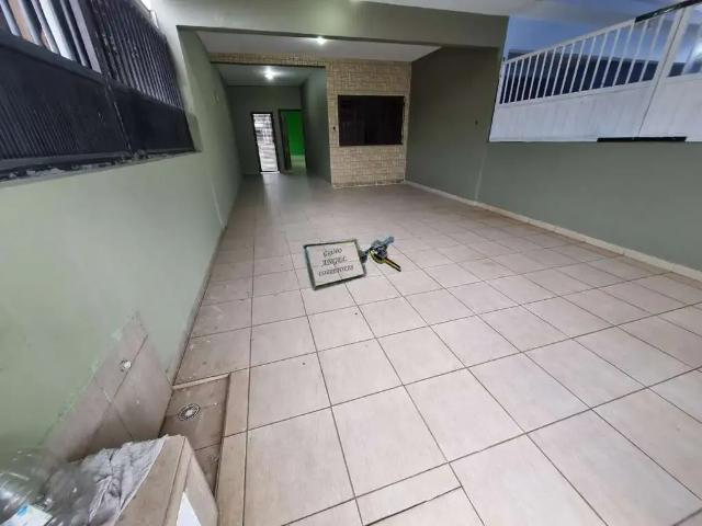 Casa / Sobrado para Venda em Praia Grande/SP Jardim Real 3 Quartos