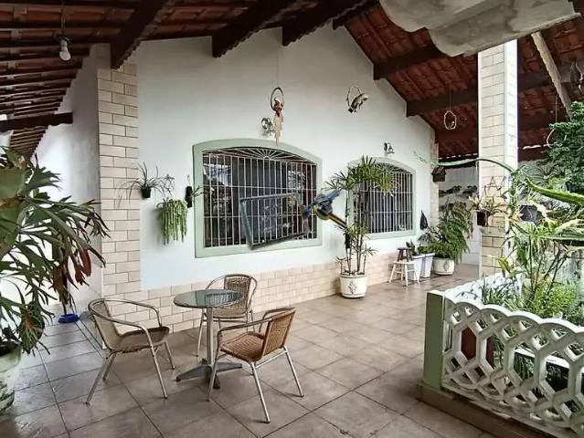 Casa / Sobrado para Venda em Praia Grande/SP Jardim Real 3 Quartos
